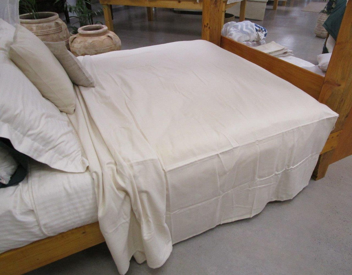 Bedspread Handloomed Natural – Blessed Earth